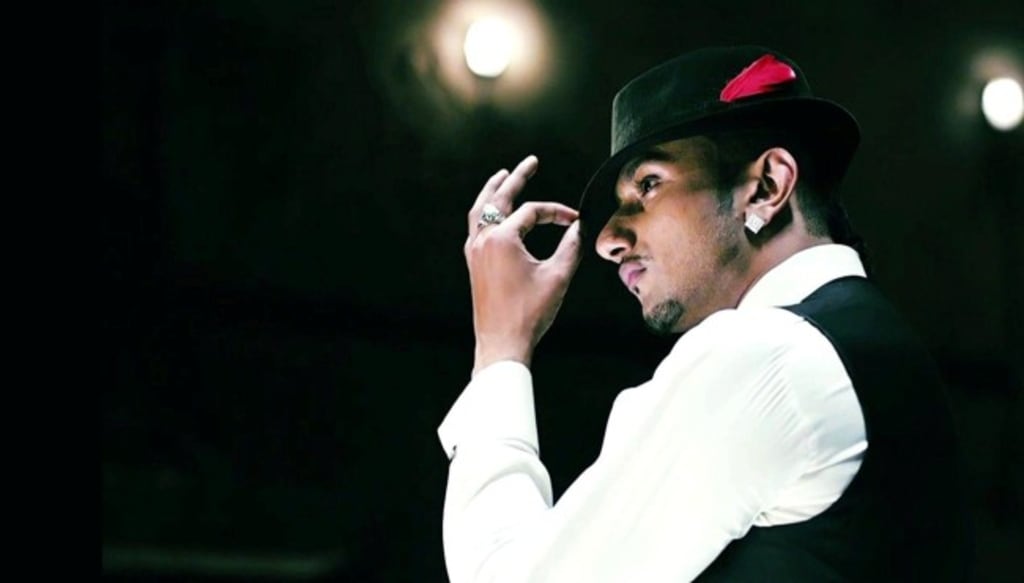 Who Is The Number 1 Singer In The World Right Now In The World ...