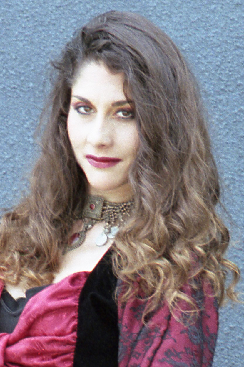 Tania Day's Instagram, Twitter & Facebook on IDCrawl