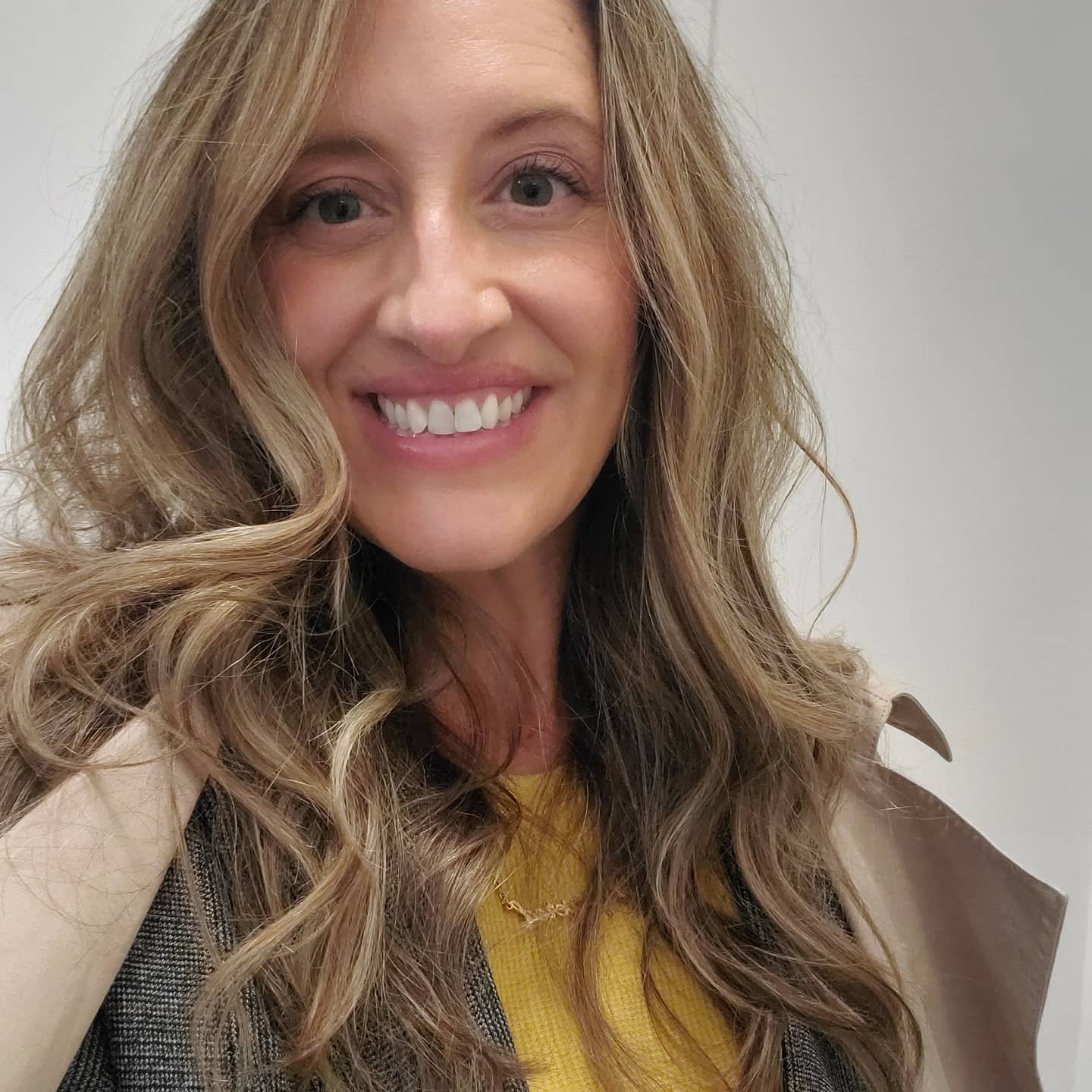 Sarah Caston's Instagram, Twitter & Facebook on IDCrawl