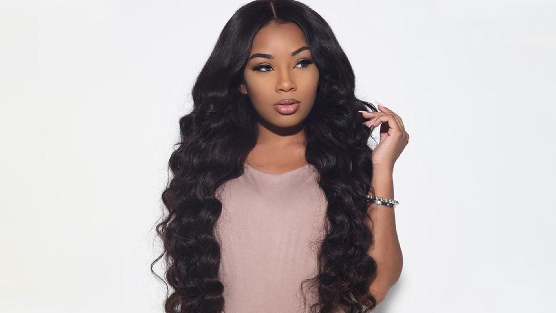 Short Body Wave Weave Hairstyles