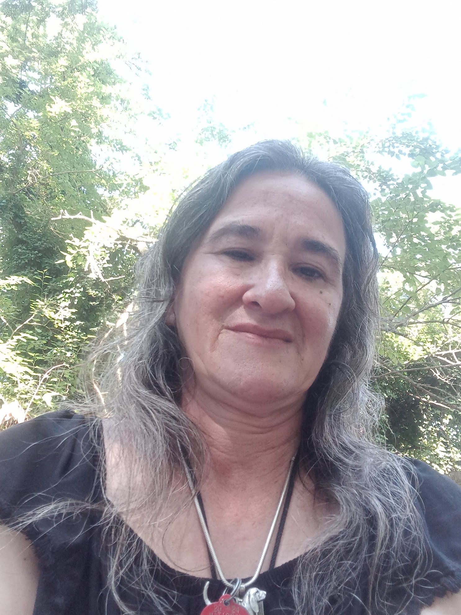 Lisa Briskey's Instagram, Twitter & Facebook on IDCrawl