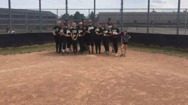Cloverleaf Girls Softball Association