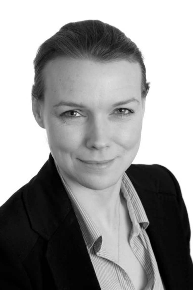 Lowri Davies | Associate - Strategic Asset Management | United Kingdom
