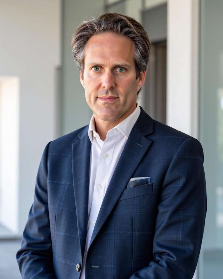 Ben Gamble | Senior Director - National Capital Markets | United Kingdom