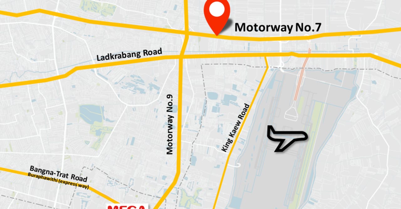 Land 4 rai on Motorway no.7 suitable for Office and Showr...