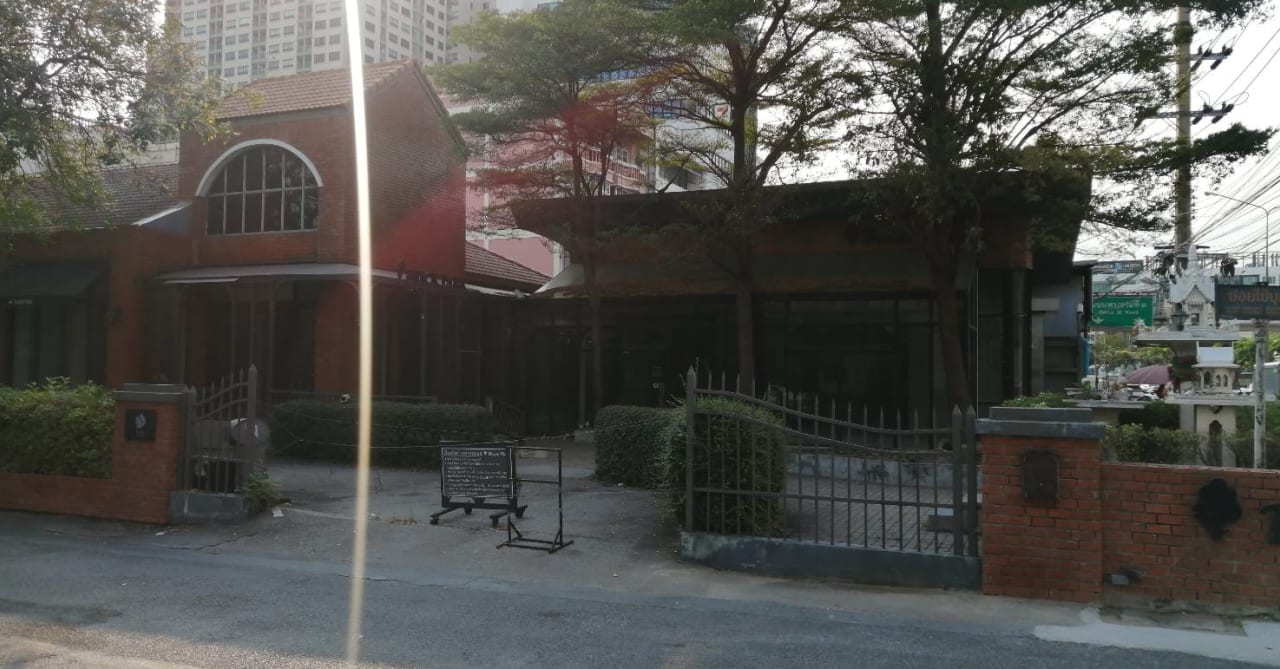 Land 536 sqw on Ratchada Thapra Soi 8 - Bangkok - Propert...