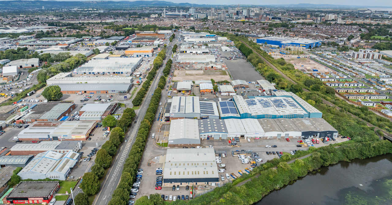 Stuart Close Trade Park, Cardiff - Cardiff - 판매용 부동산 | KR...