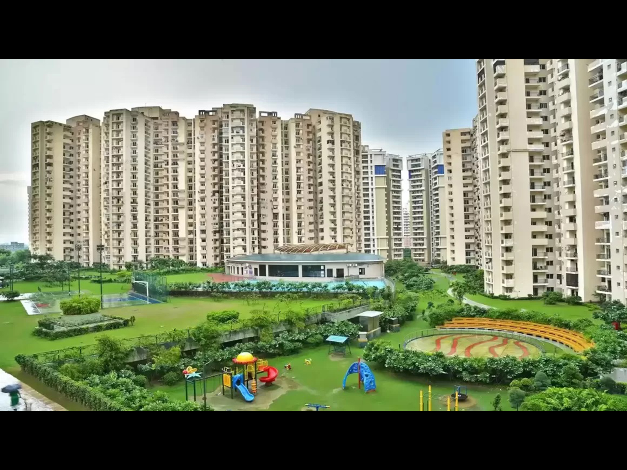 Paramount Floraville | Hansraj Marg, | Noida Apartments properties ...
