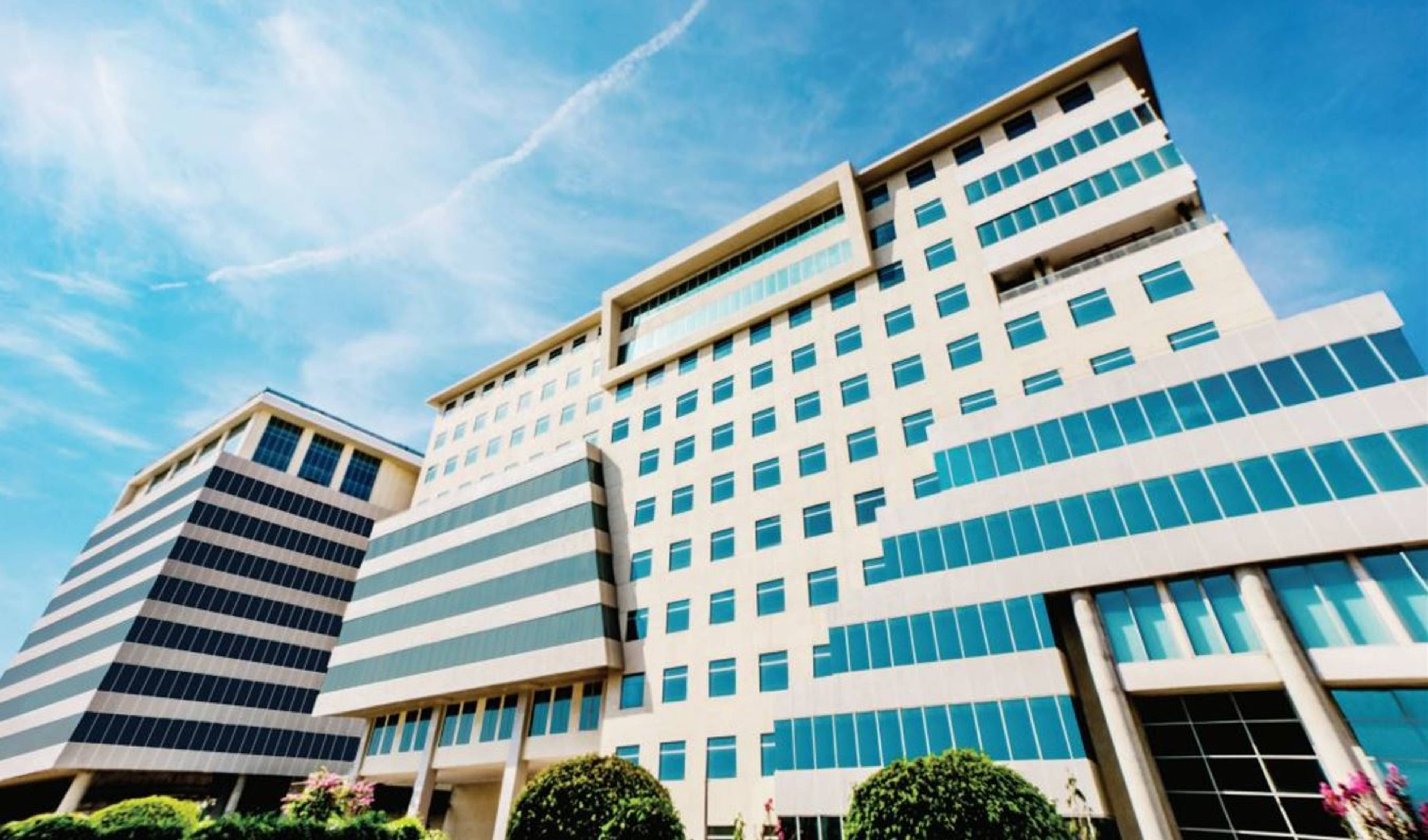 DLF IT SEZ Block 7, Mount Poonamallee Road, Manapakkam | JLL Properties ...