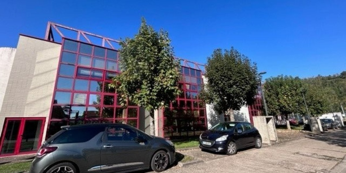 Bureaux À Louer - 572 616 AVENUE DE L EUROPE 71200 LE CREUSOT (NC6674 ...