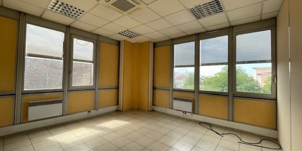 Bureaux À Vendre - 2 AVENUE DES ALOUETTES 71300 MONTCEAU LES MINES ...