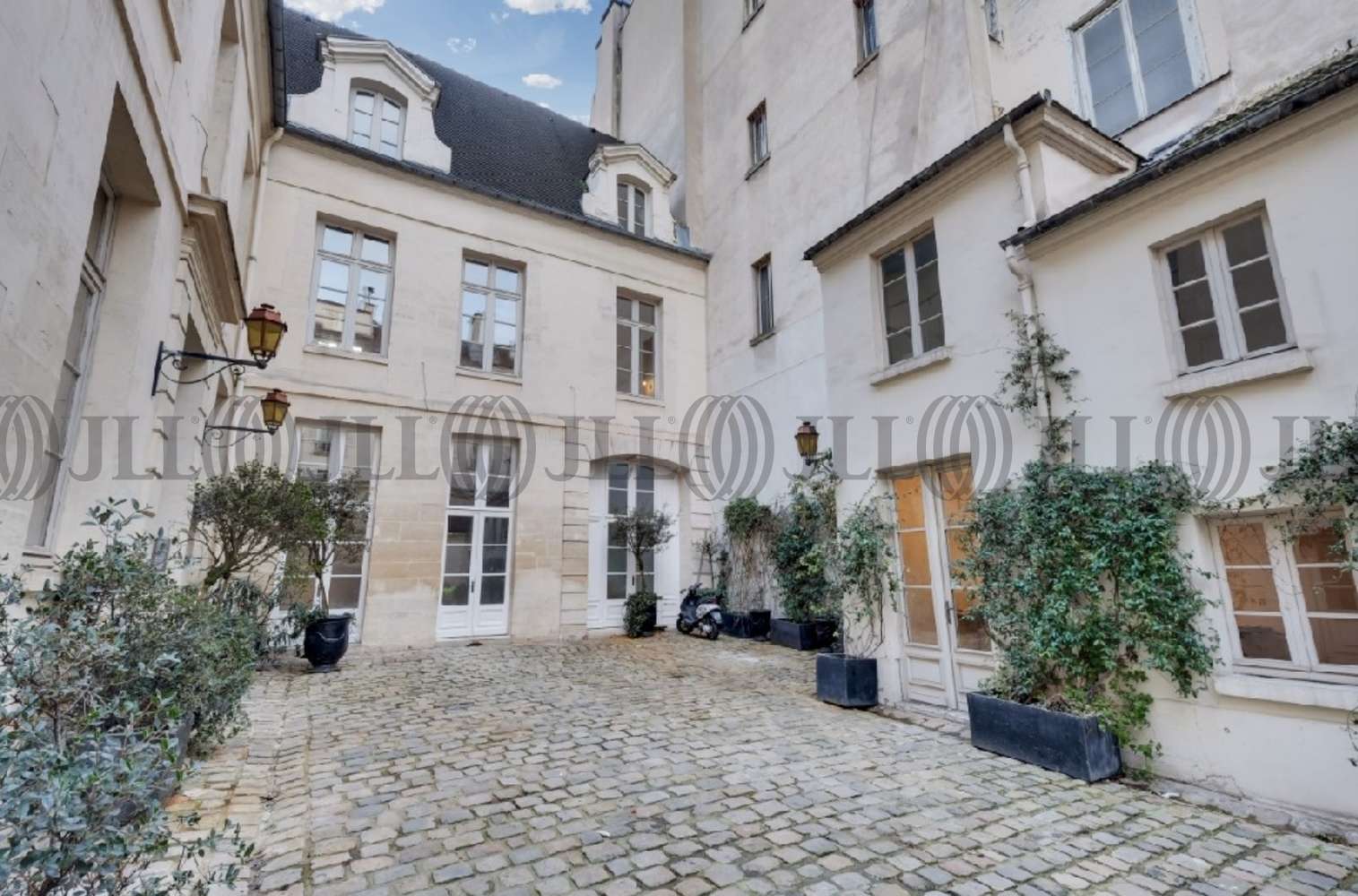 bureaux à louer - LNB CHARLOT 75003 Ile-de-France PARIS (71376) | JLL ...