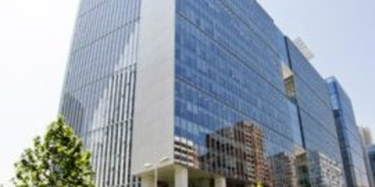 Edificio Neruda, Rosario Norte 555 | JLL Propiedades - CL