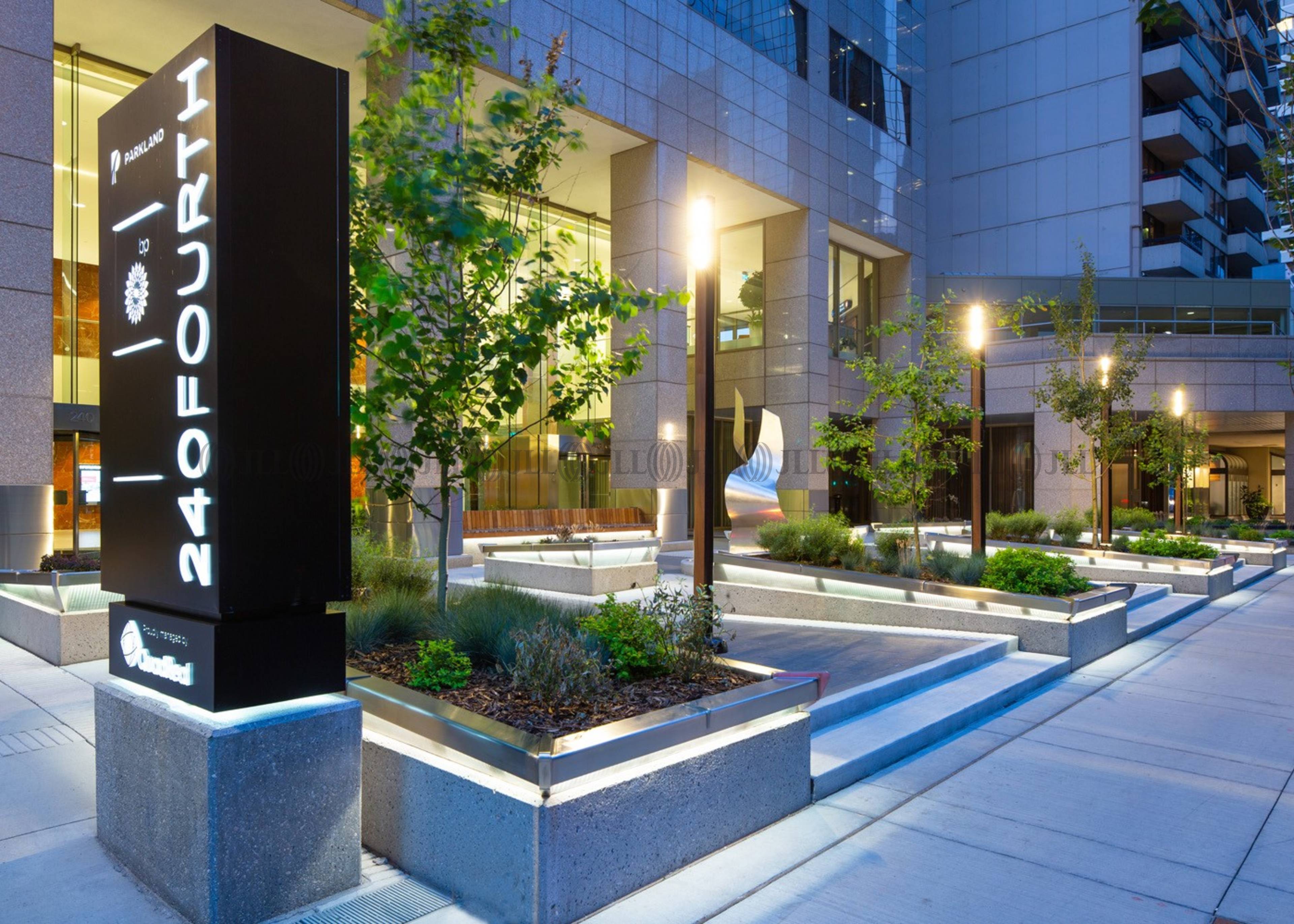 240 Fourth 240 4 Ave SW Calgary AB JLL Properties CA 240-fourth-240-4-ave-sw-calgary-ab-jll-properties-ca