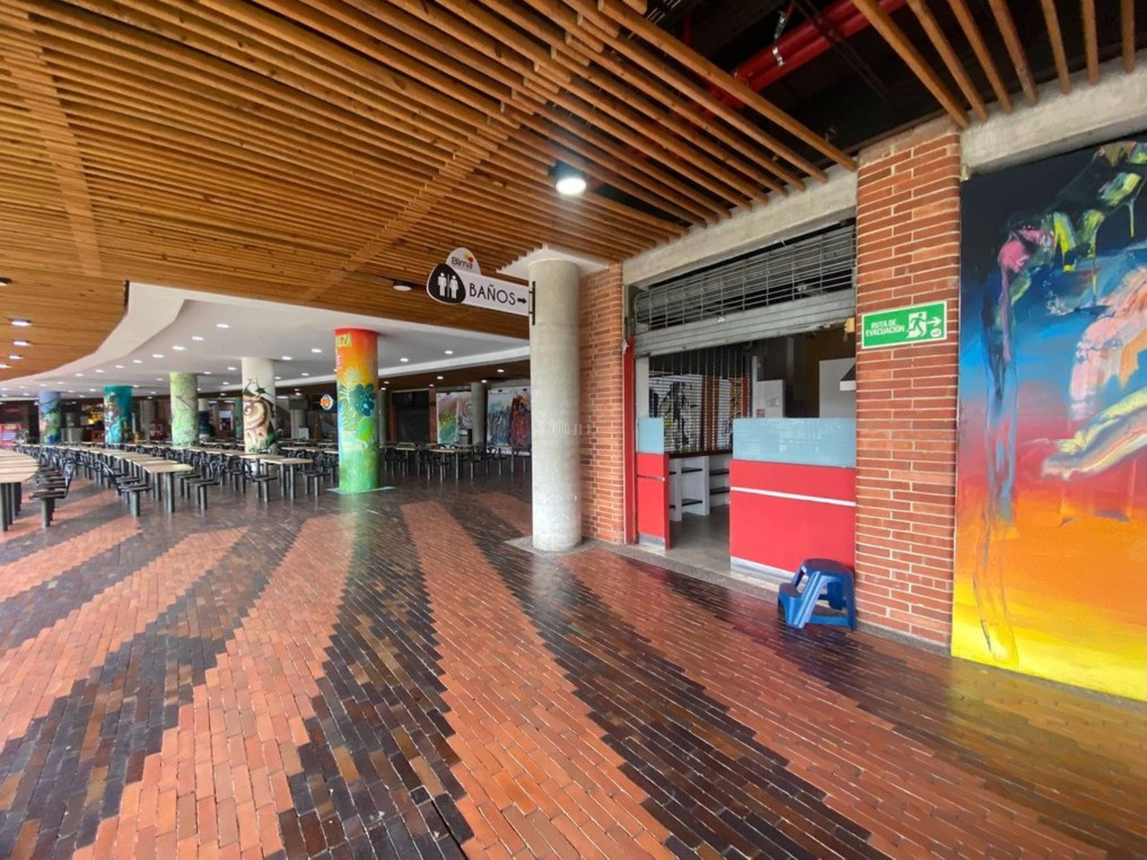 Venta Local Comercial Plazoleta de comidas Centro Comercial Bima ...