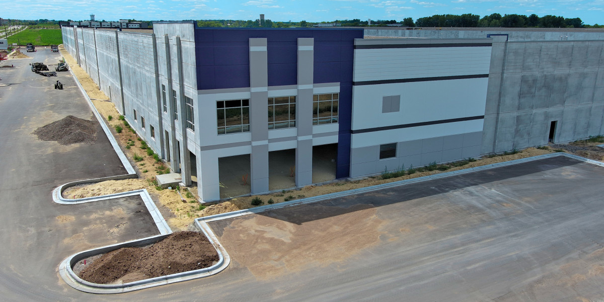 Royal Gateway Commerce Center B, 1122X Hudson Rd | JLL Properties - US