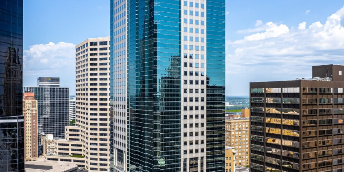 1111 Main St - Office For Lease | JLL