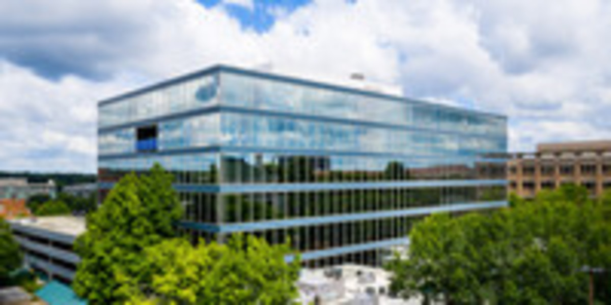 West Court Square, 1 W Court Square | JLL Properties - US