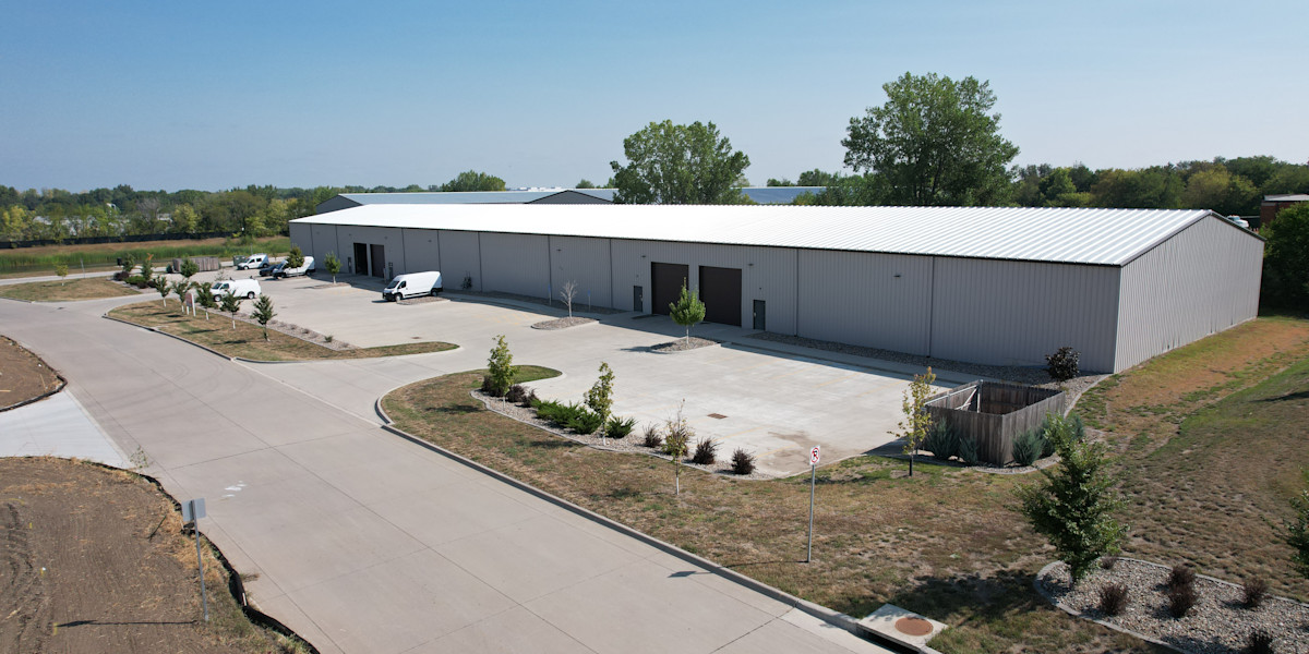 6717 NE 15th St - Industrial For Lease | JLL