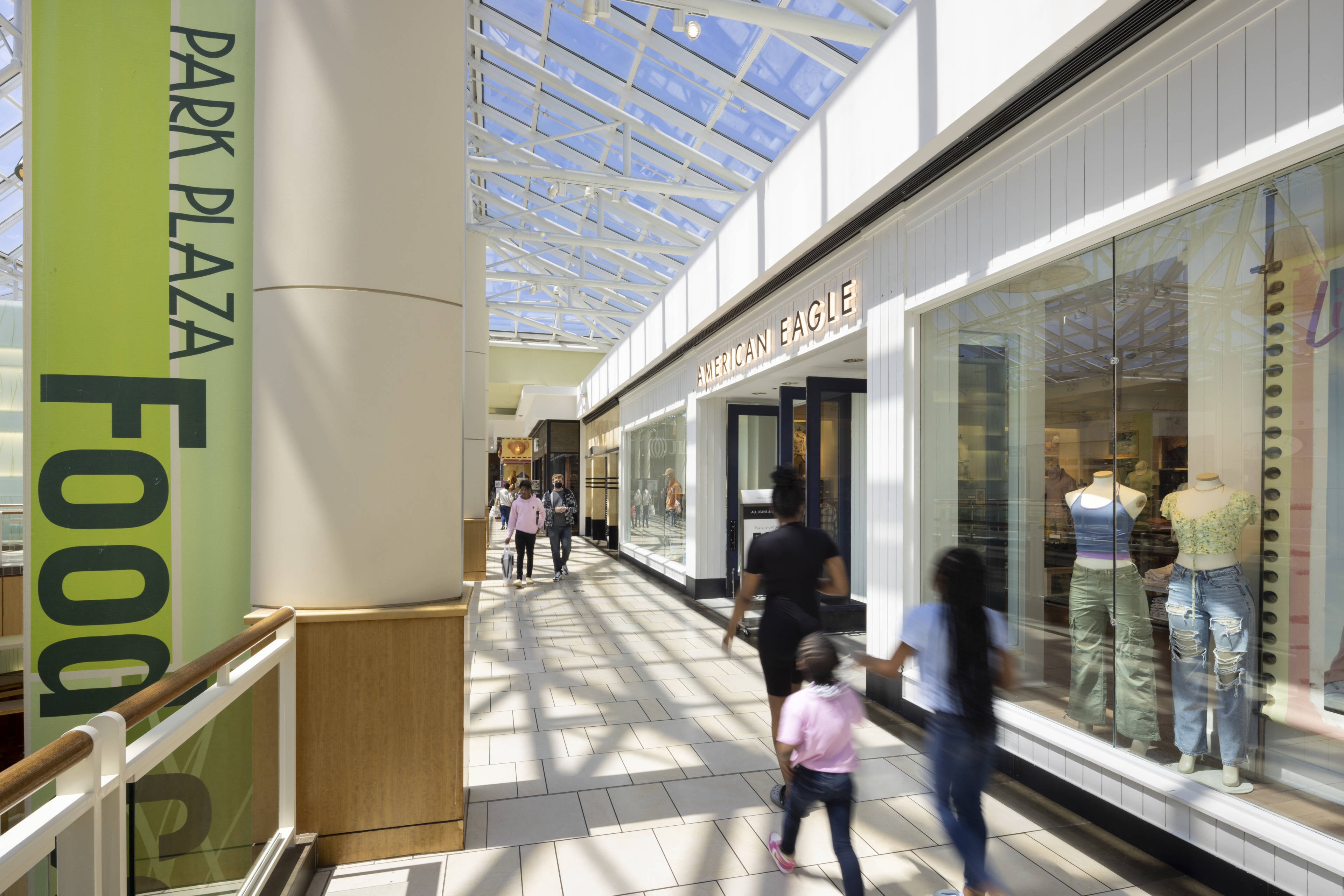 Park Plaza Mall, 6000 W Markham St | JLL Properties - US