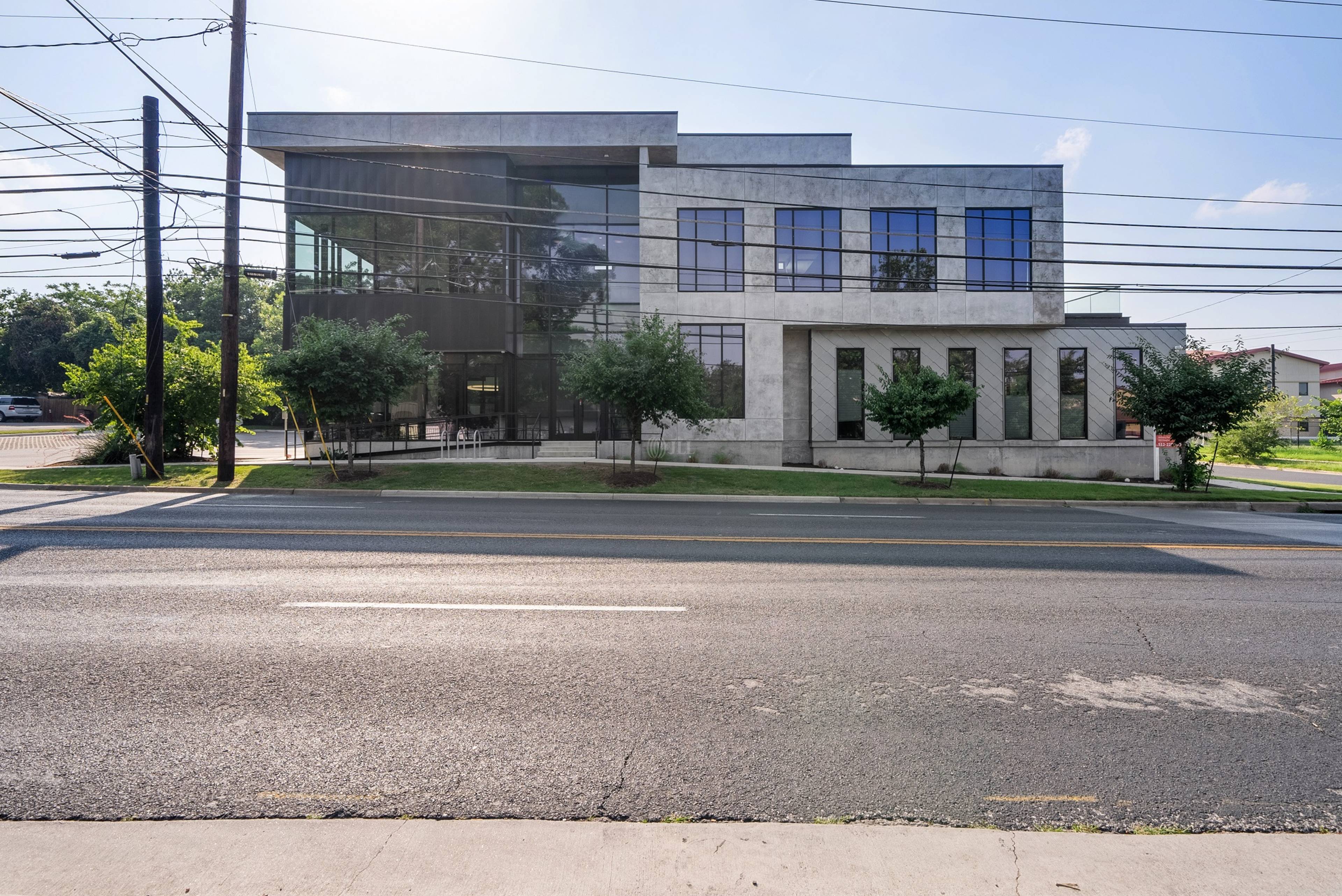 2600 S 1st, 2600 S 1st Street | JLL Properties - US
