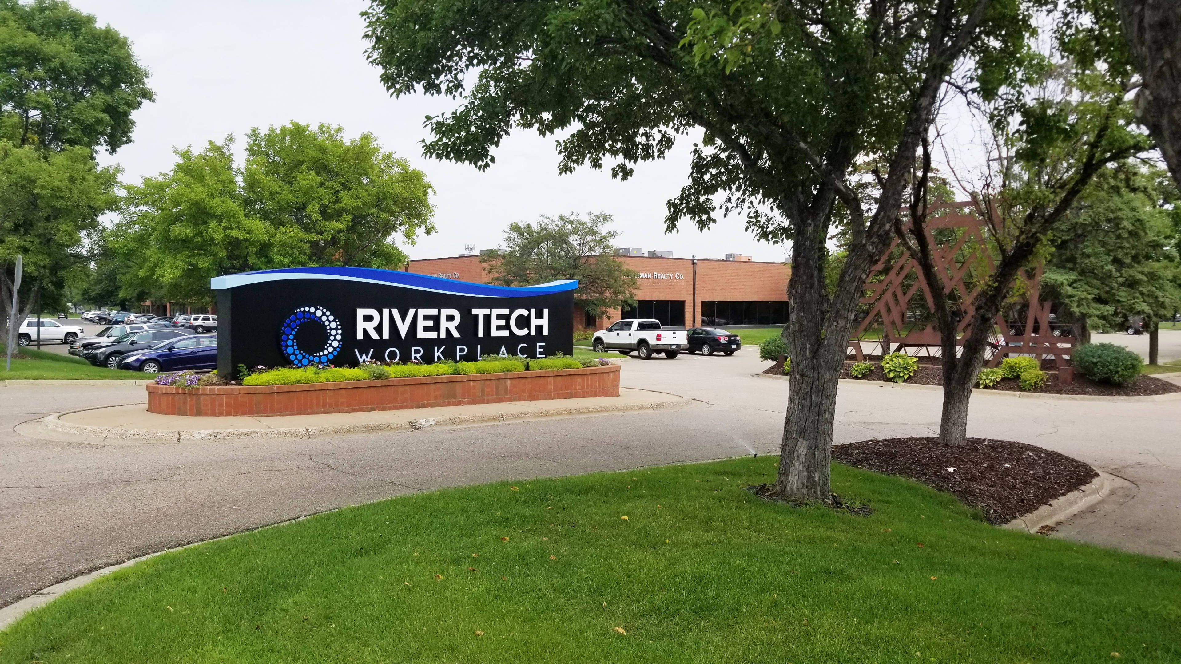River Tech Workplace Building II, 5255 E River Rd | JLL Properties - US