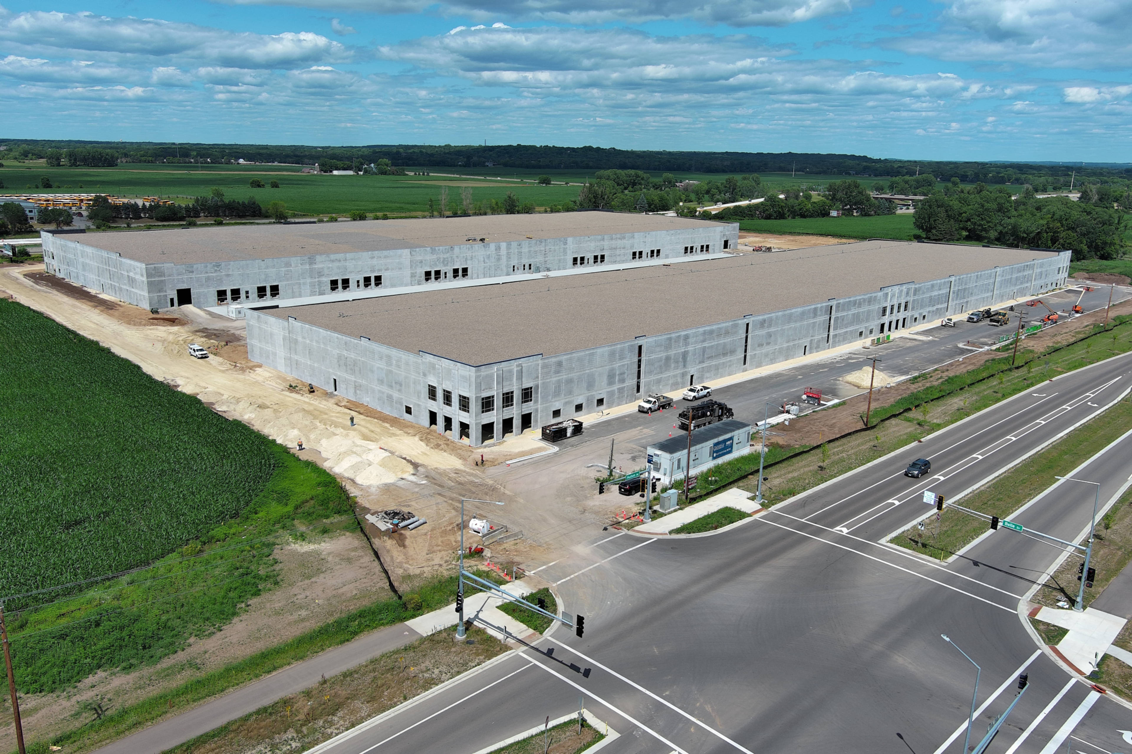 Royal Gateway Commerce Center B, 1122X Hudson Rd | JLL Properties - US