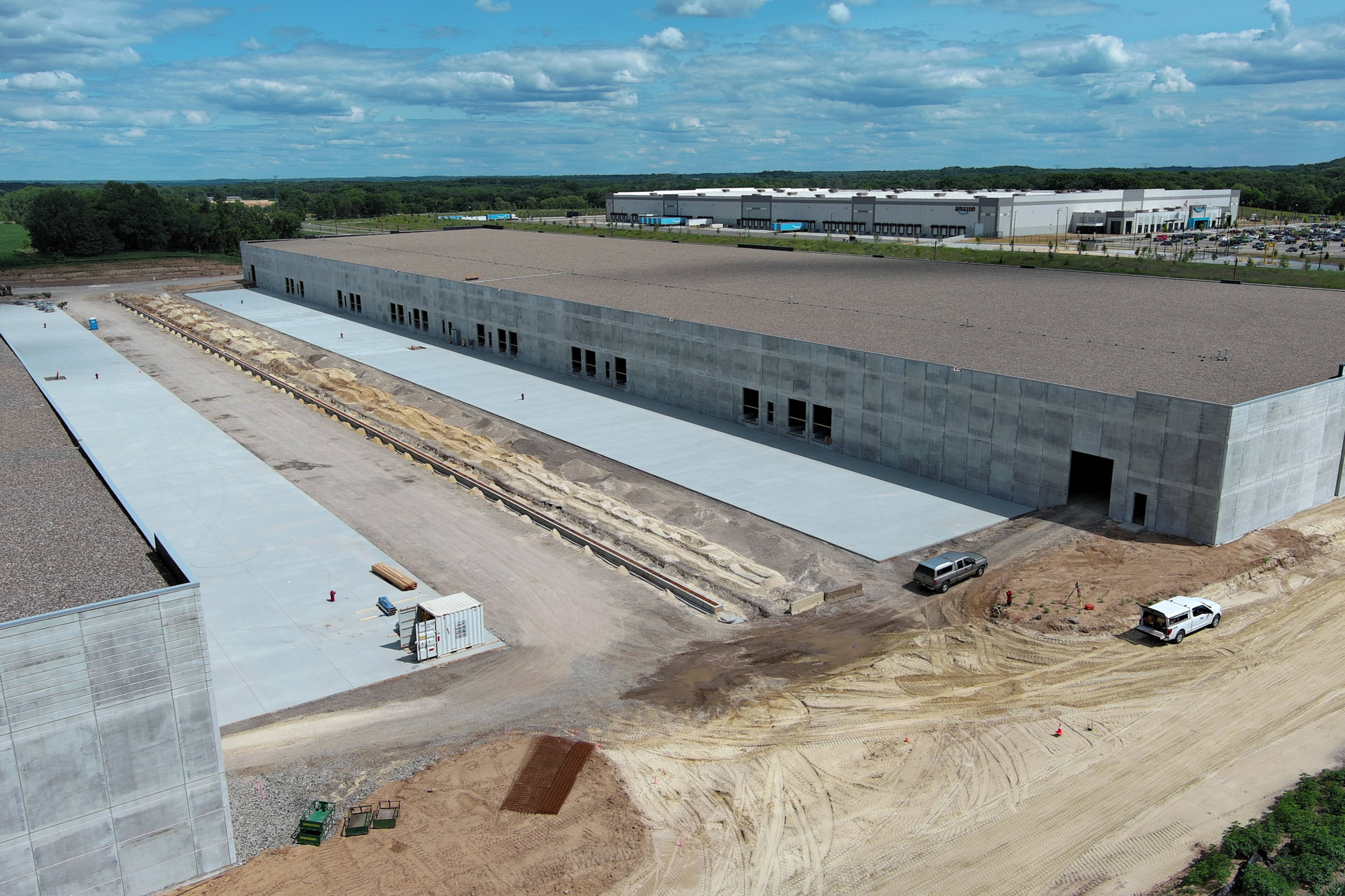 Royal Gateway Commerce Center A, 1122X Hudson Rd | JLL Properties - US