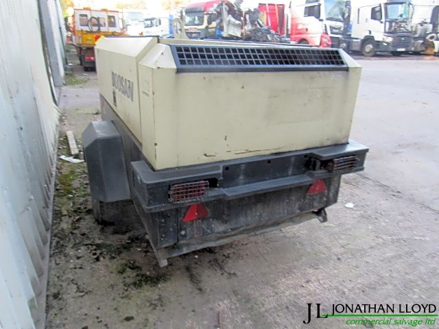 Jonathan Lloyd Commercial Salvage LTD Dooson Air Compressor Detail