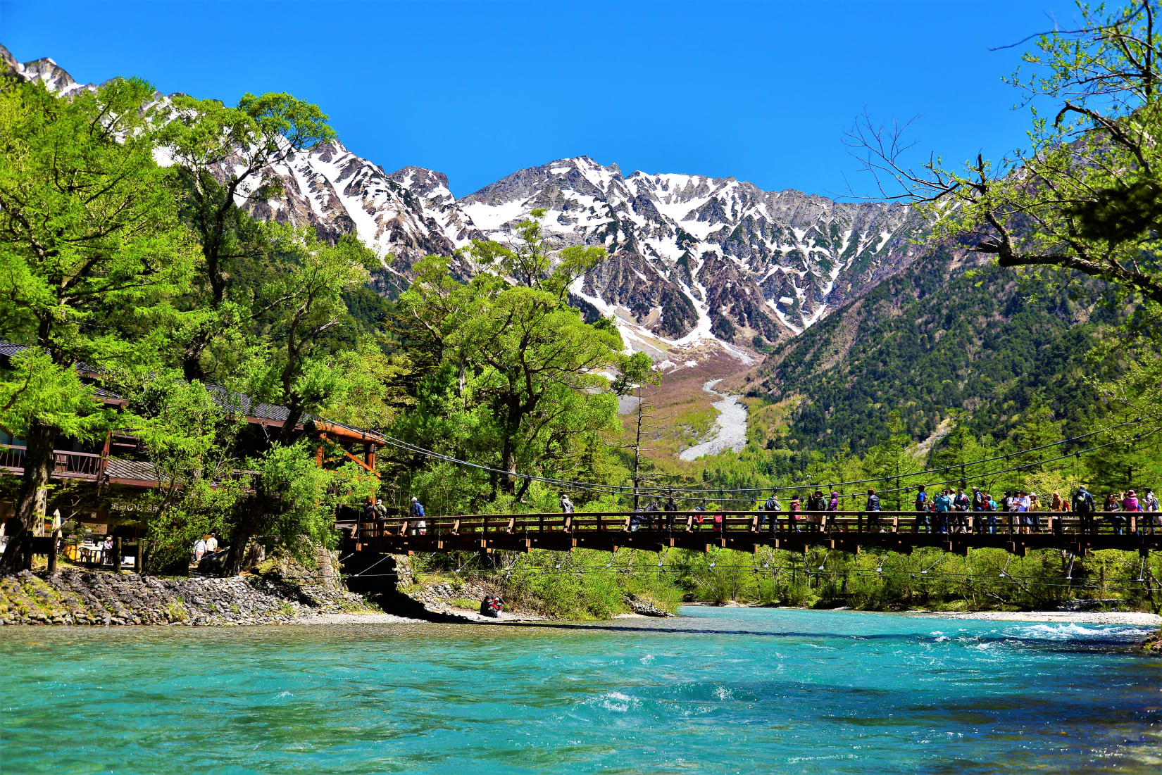 One-Day Bus Tour of the Northern Japanese Alps | National Parks of Japan