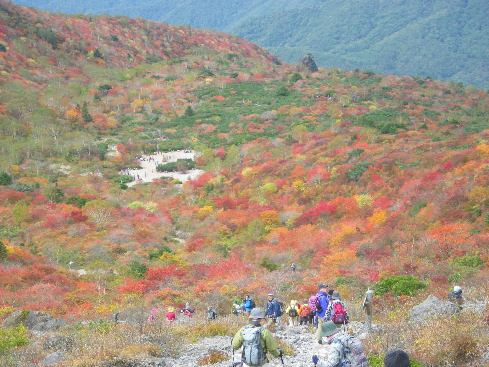 Nasu Mountain Range Traverse | National Parks of Japan