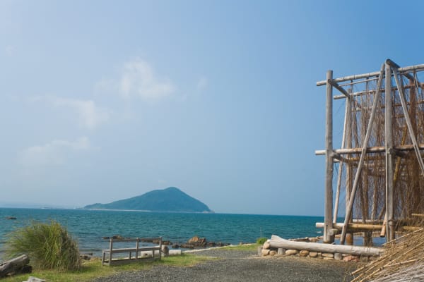 Savour the Flavours of Natural Salt at this Oceanside Salt-Production ...