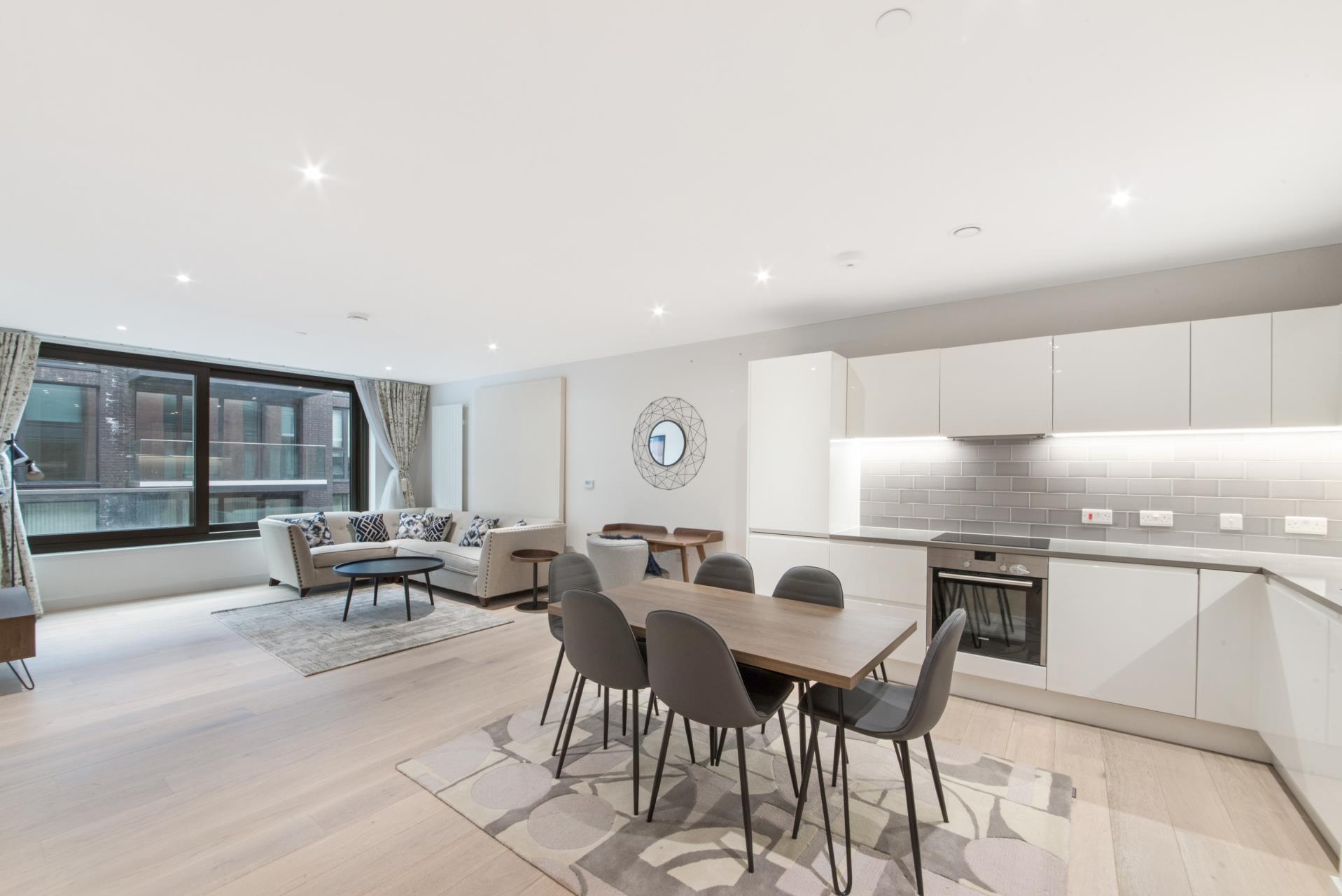 Summerston House 2452259 | JOHNS&CO