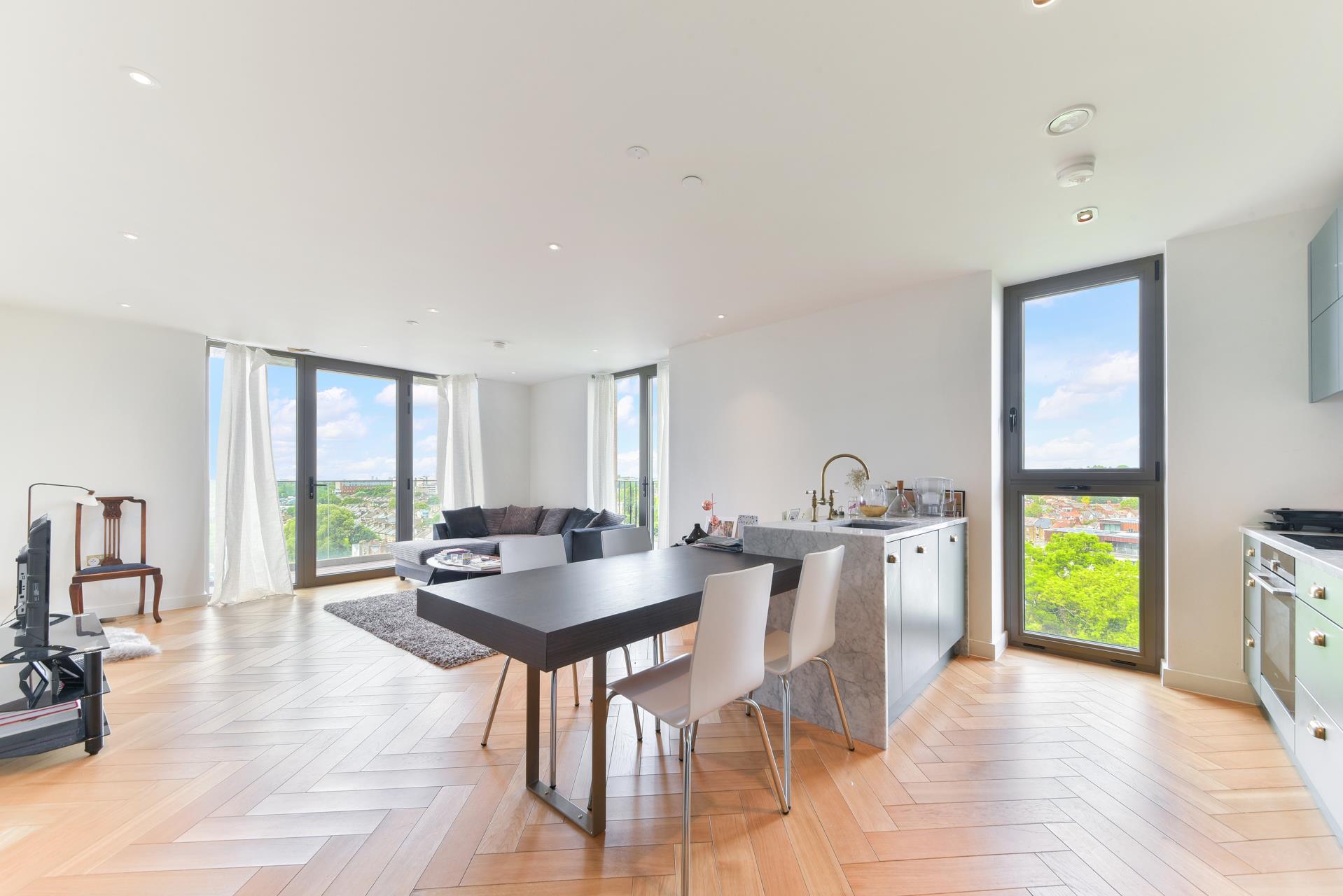 Milne Building 2350960 | JOHNS&CO