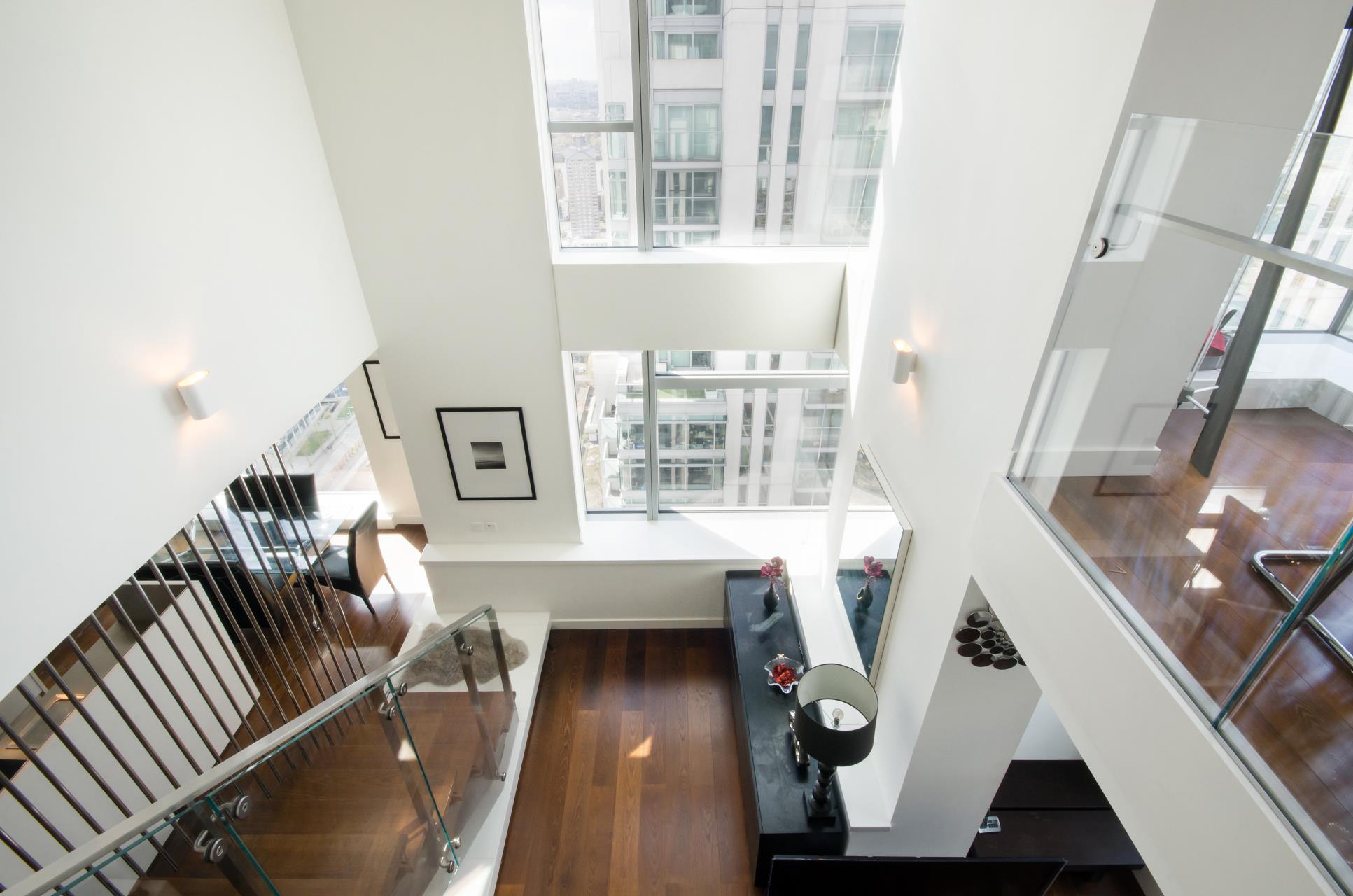 Pan Peninsula 2354737 | JOHNS&CO