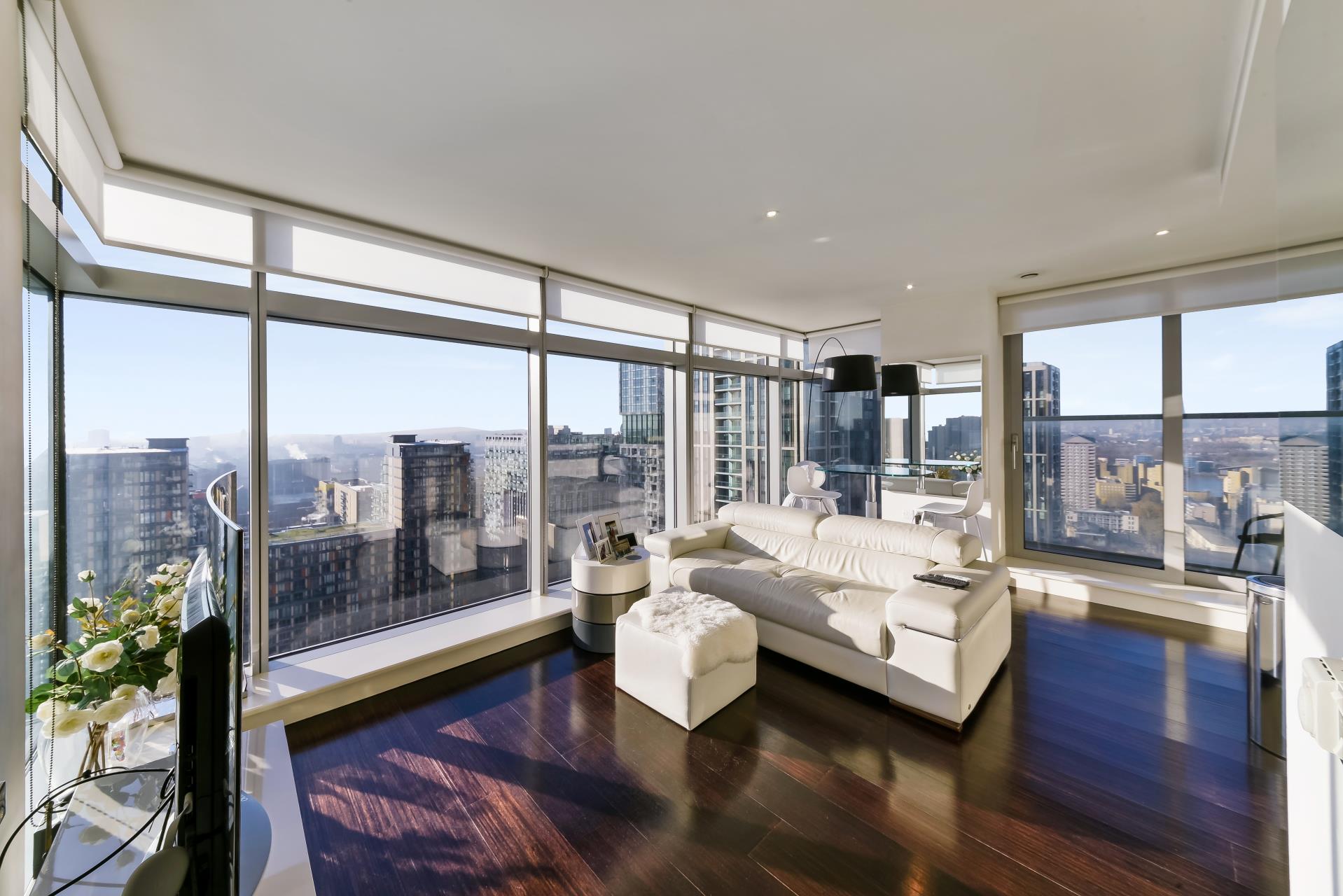 Pan Peninsula 2407772 | JOHNS&CO