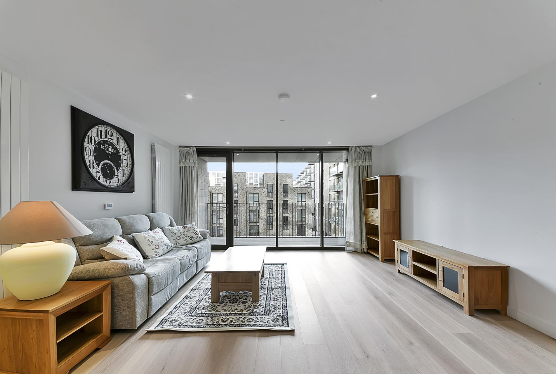 Commodore House 2409426 | JOHNS&CO