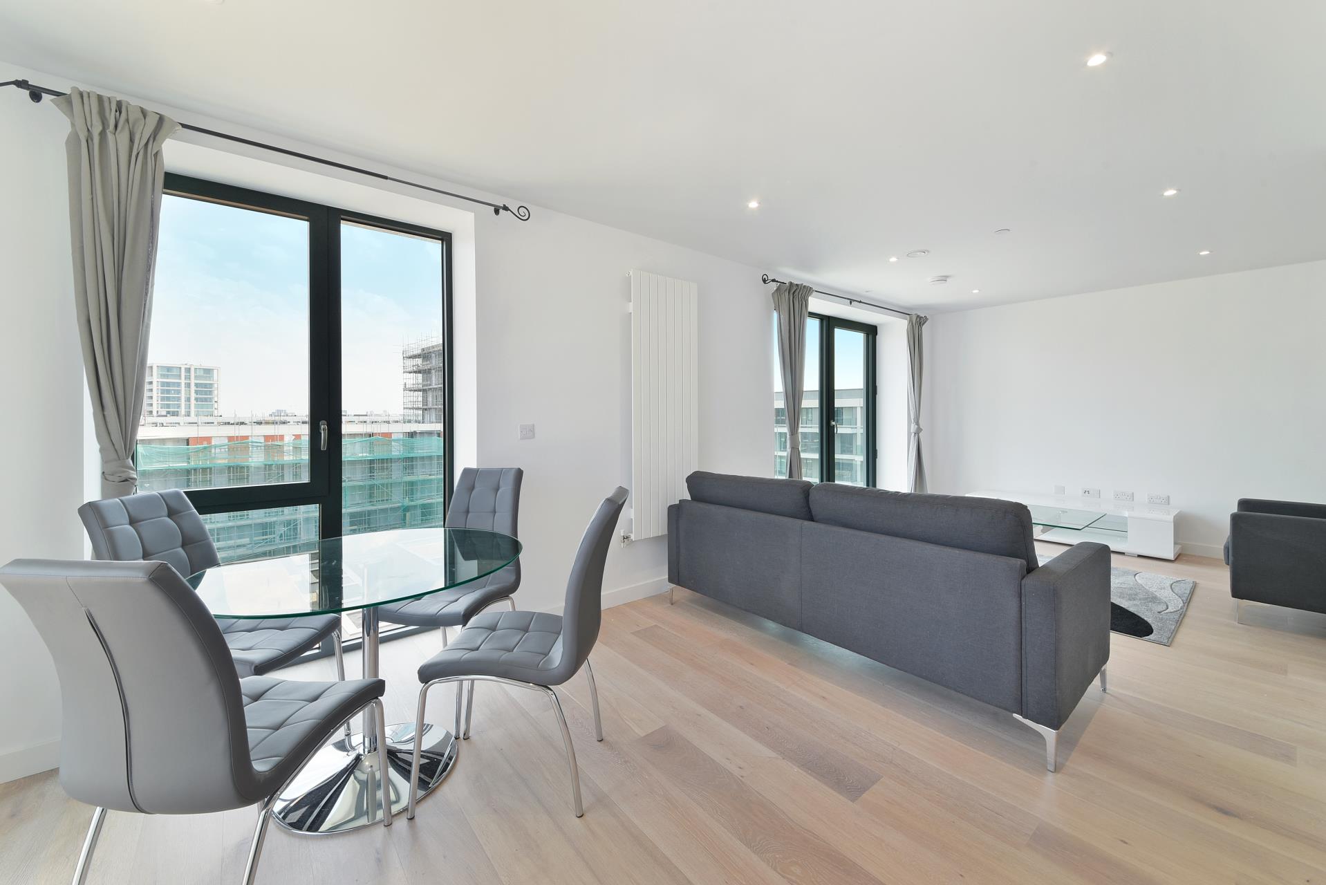 Fairwater House 2431607 | JOHNS&CO