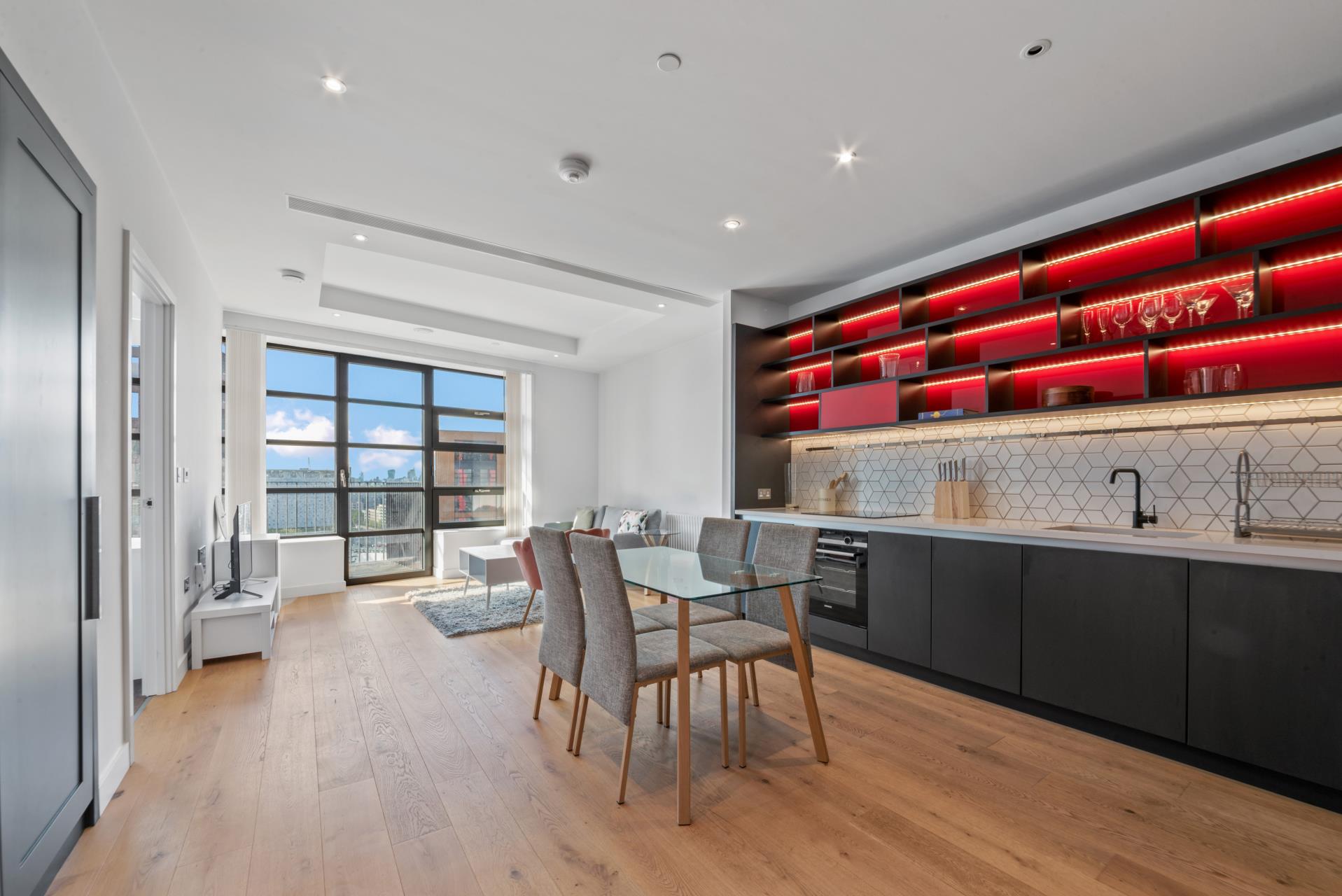 Defoe House 2645412 | JOHNS&CO