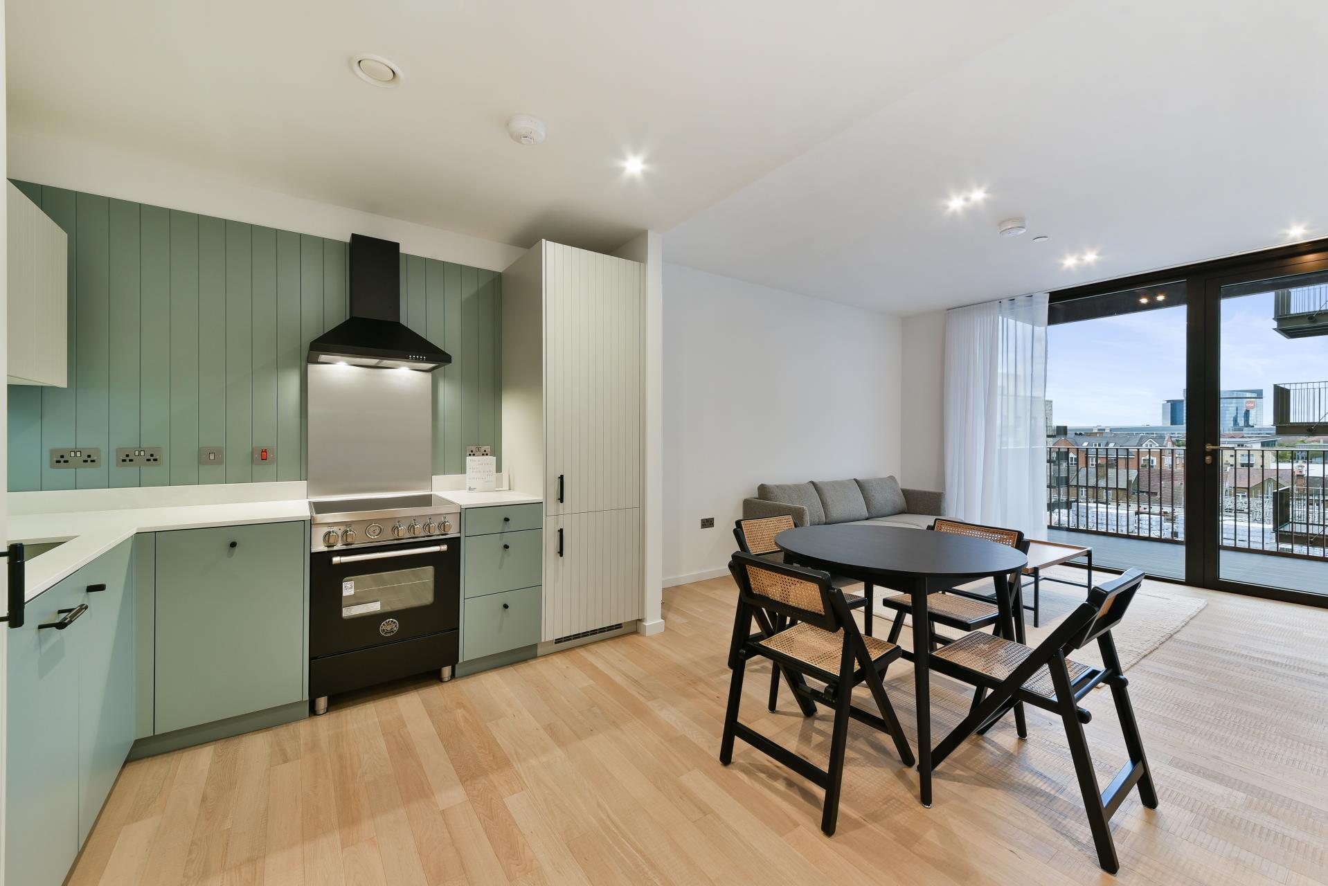 The Brentford Project 2647095 | JOHNS&CO