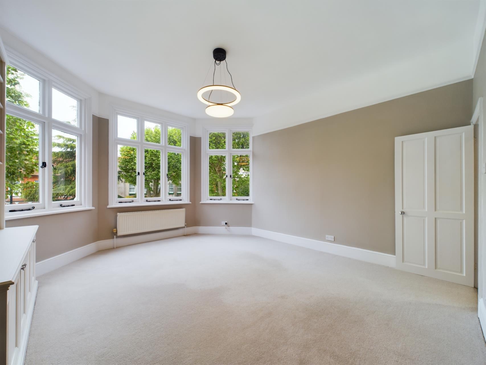 Mapesbury Road 2664350 | JOHNS&CO