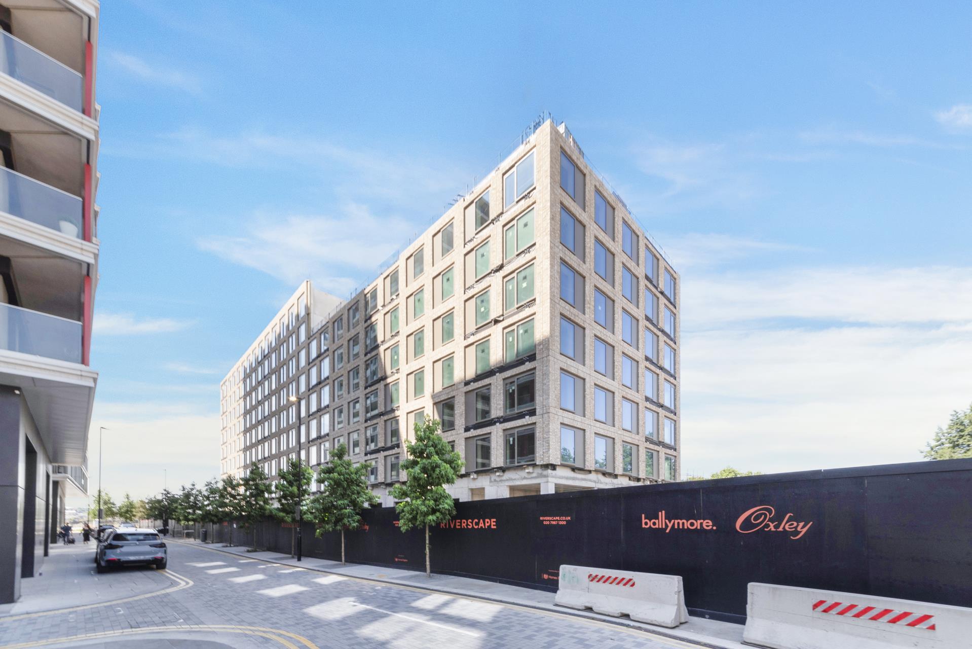 The Leonard 2662817 | JOHNS&CO