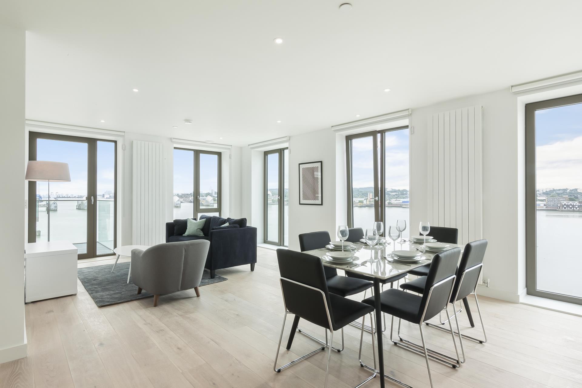Kelson House 2338289 | JOHNS&CO