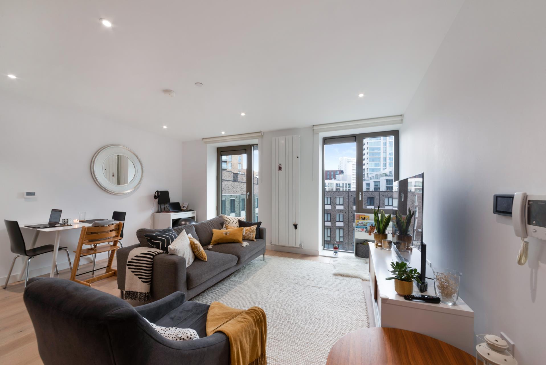Kelson House 2316911 | JOHNS&CO