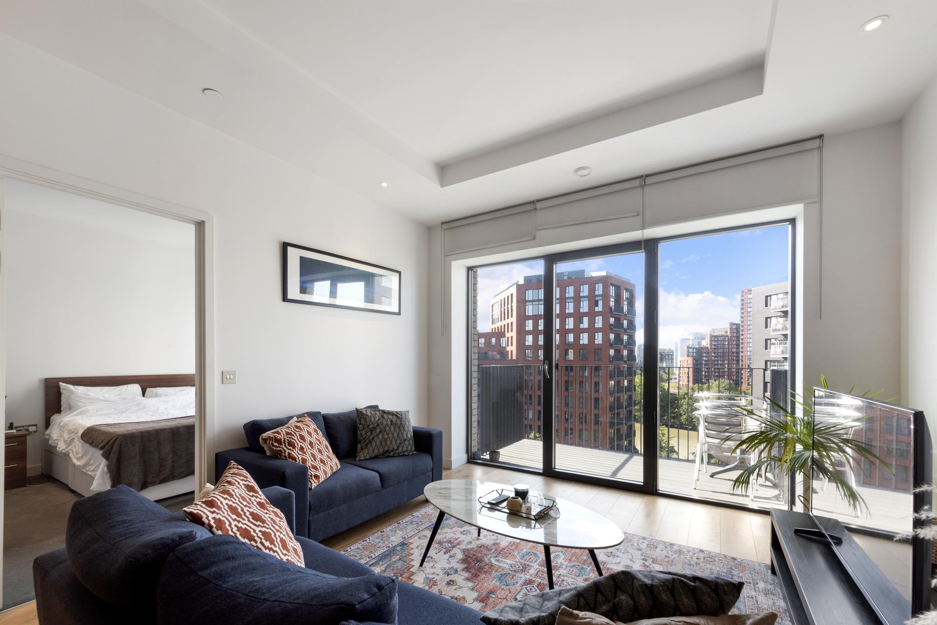 Grantham House 2327944 | JOHNS&CO