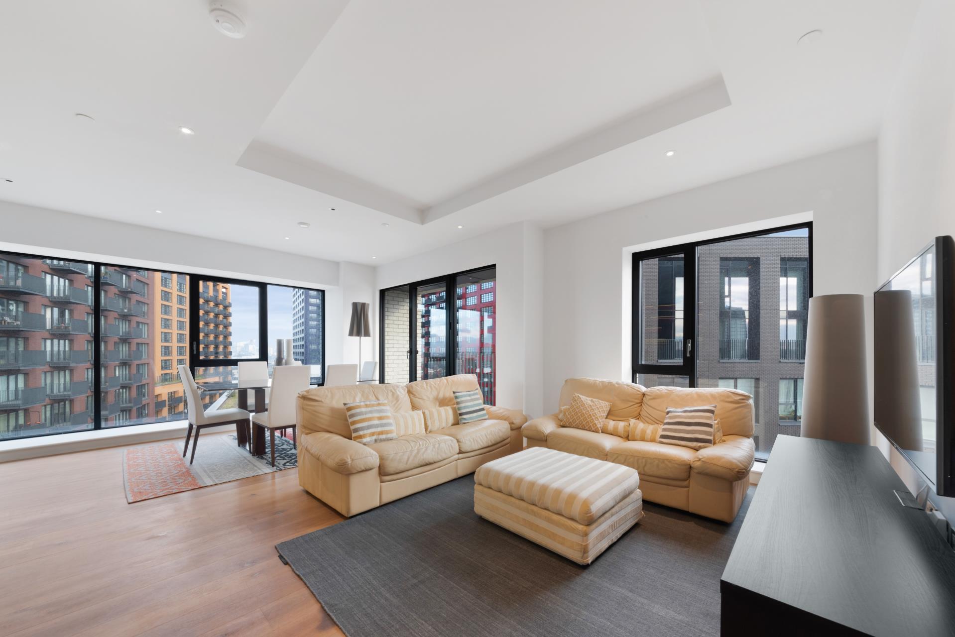 Grantham House 2333794 | JOHNS&CO