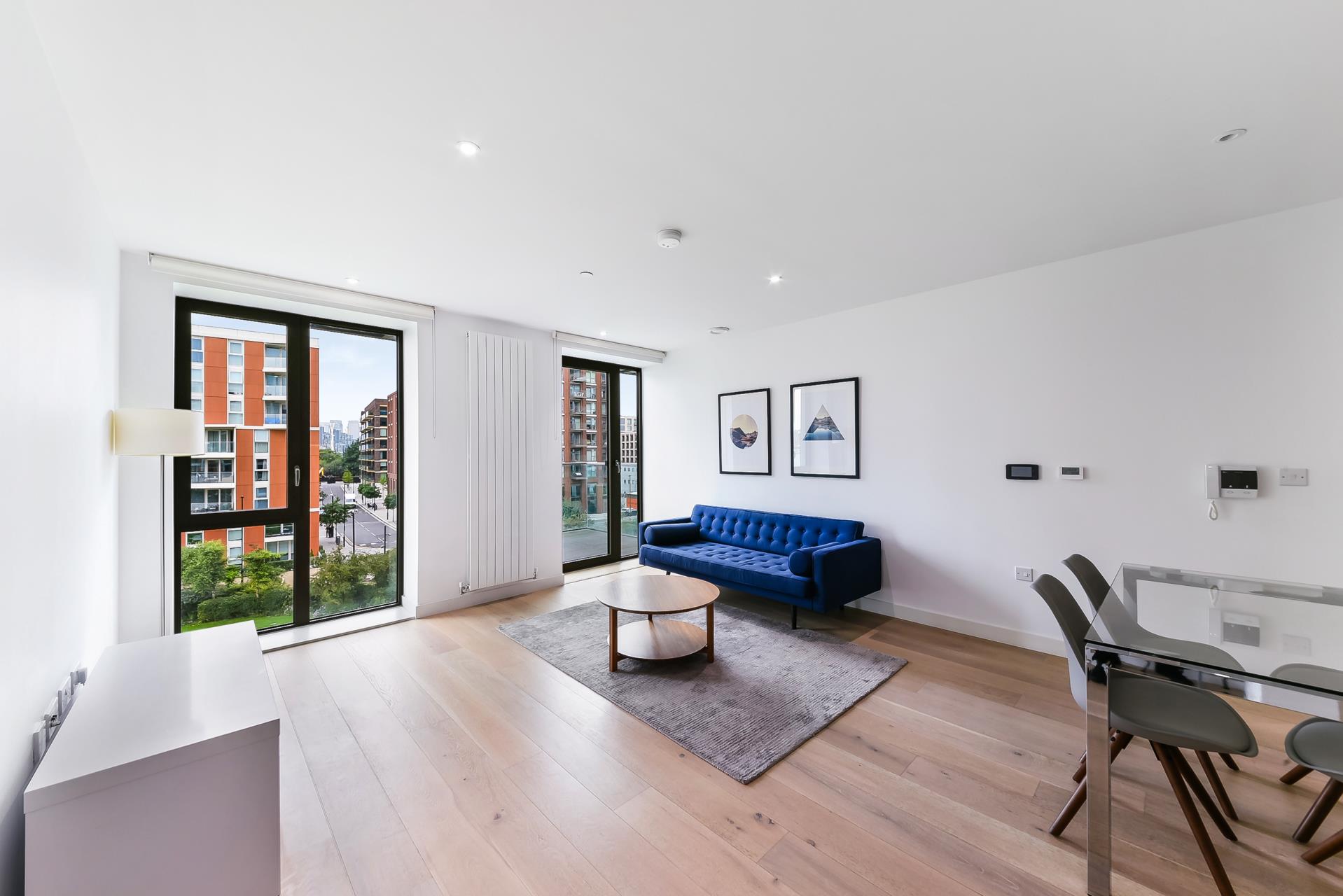 Kelson House 2334078 | JOHNS&CO