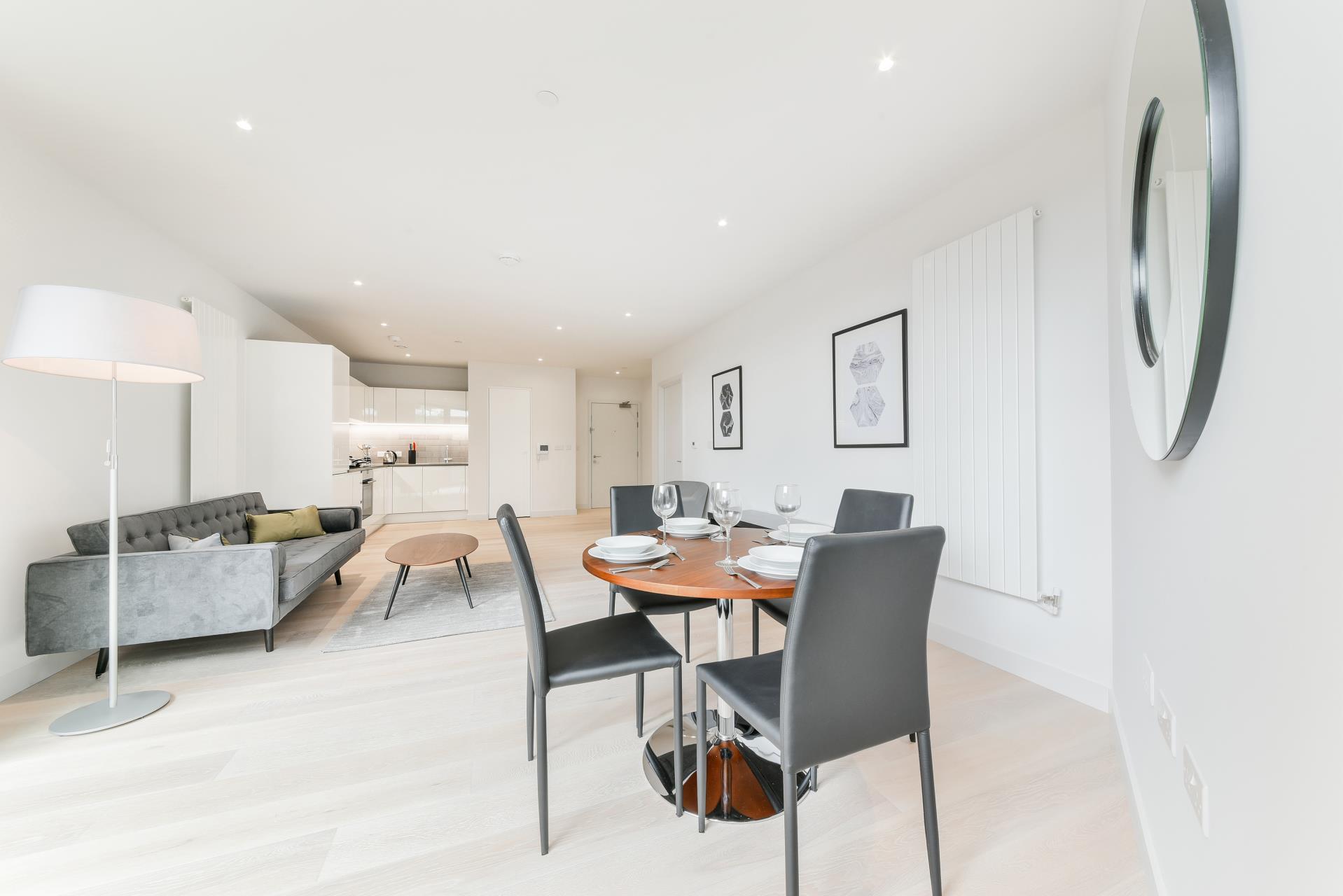 Summerston House 2372246 | JOHNS&CO