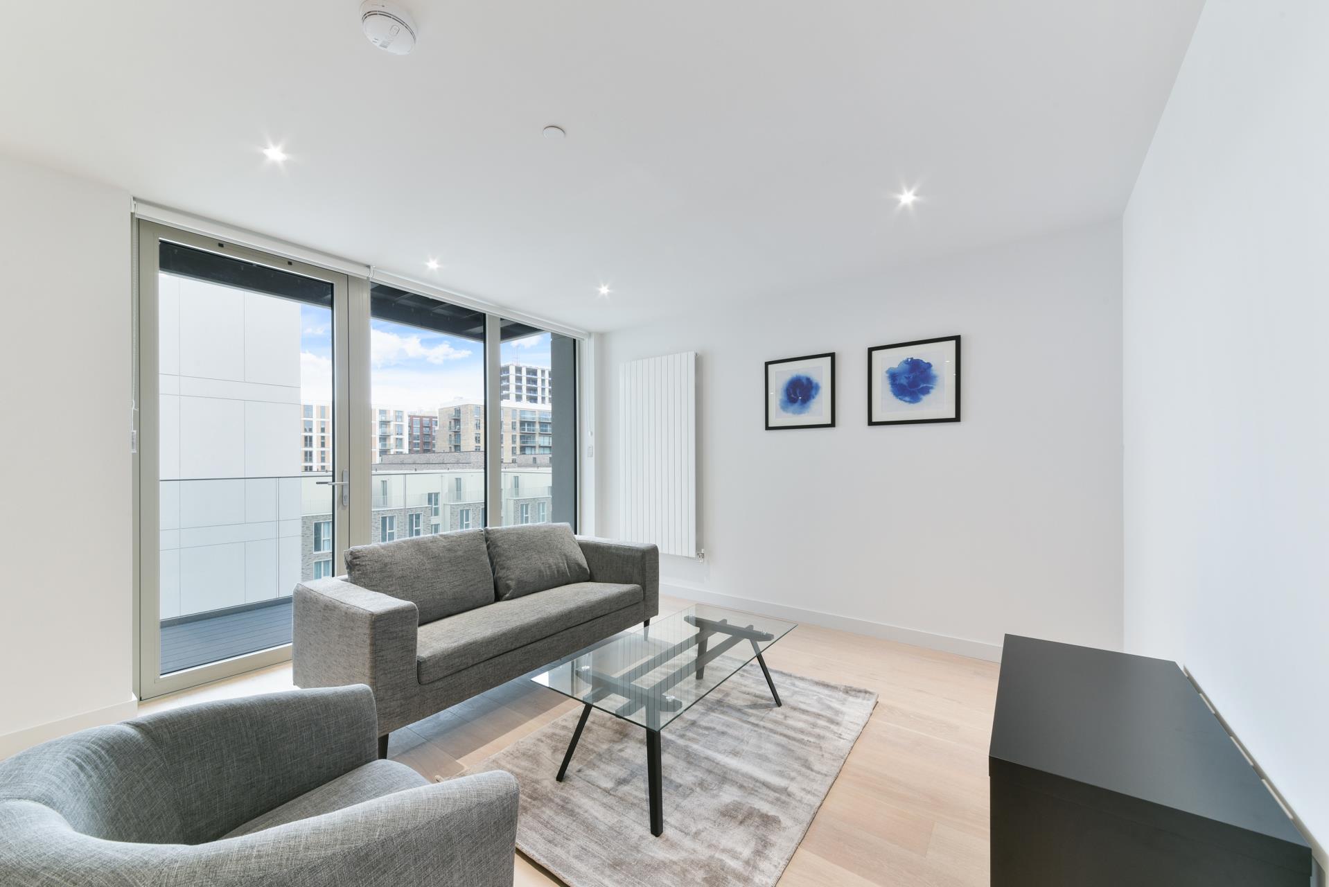 Liner House 2410514 | JOHNS&CO