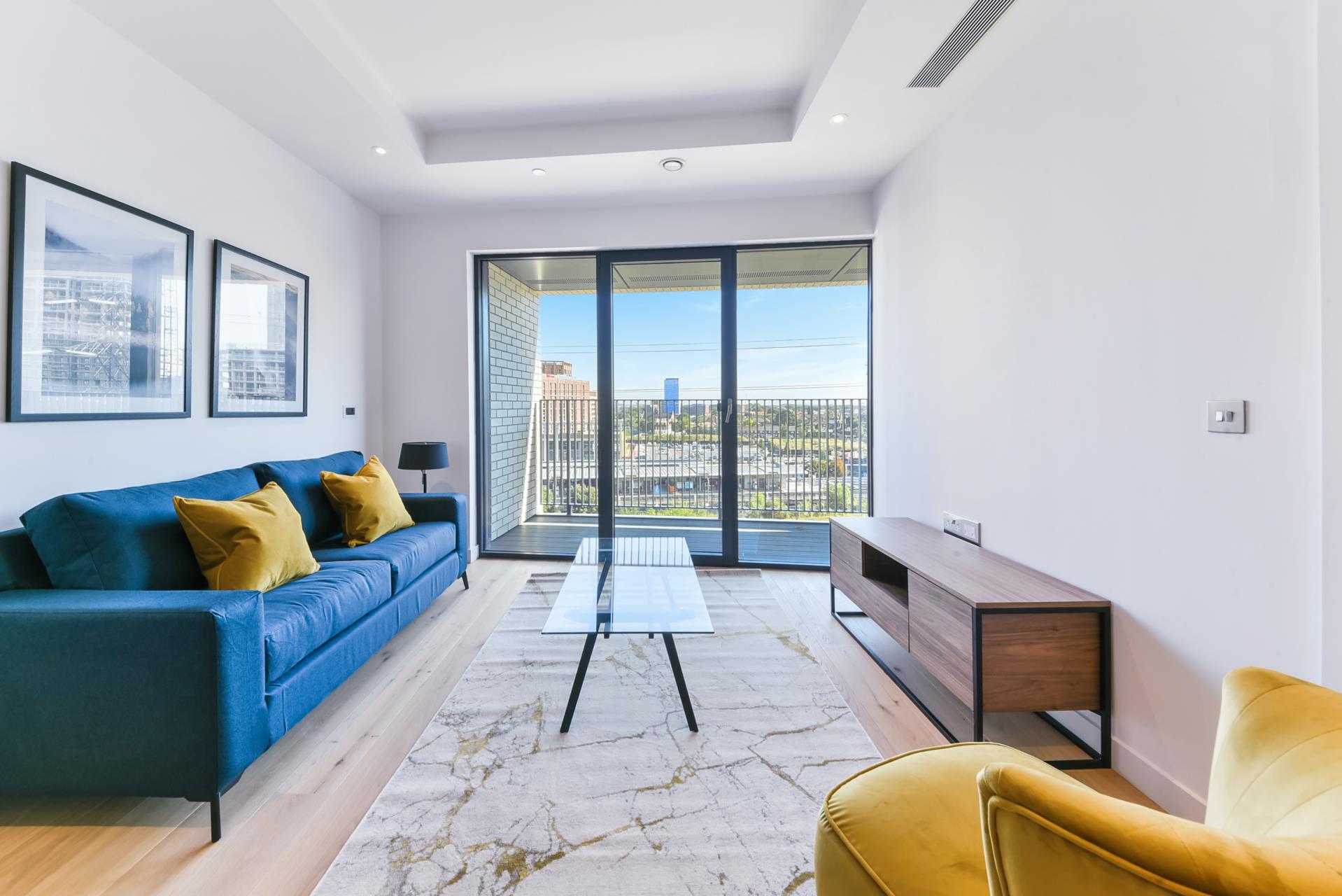 Defoe House 2437427 | JOHNS&CO